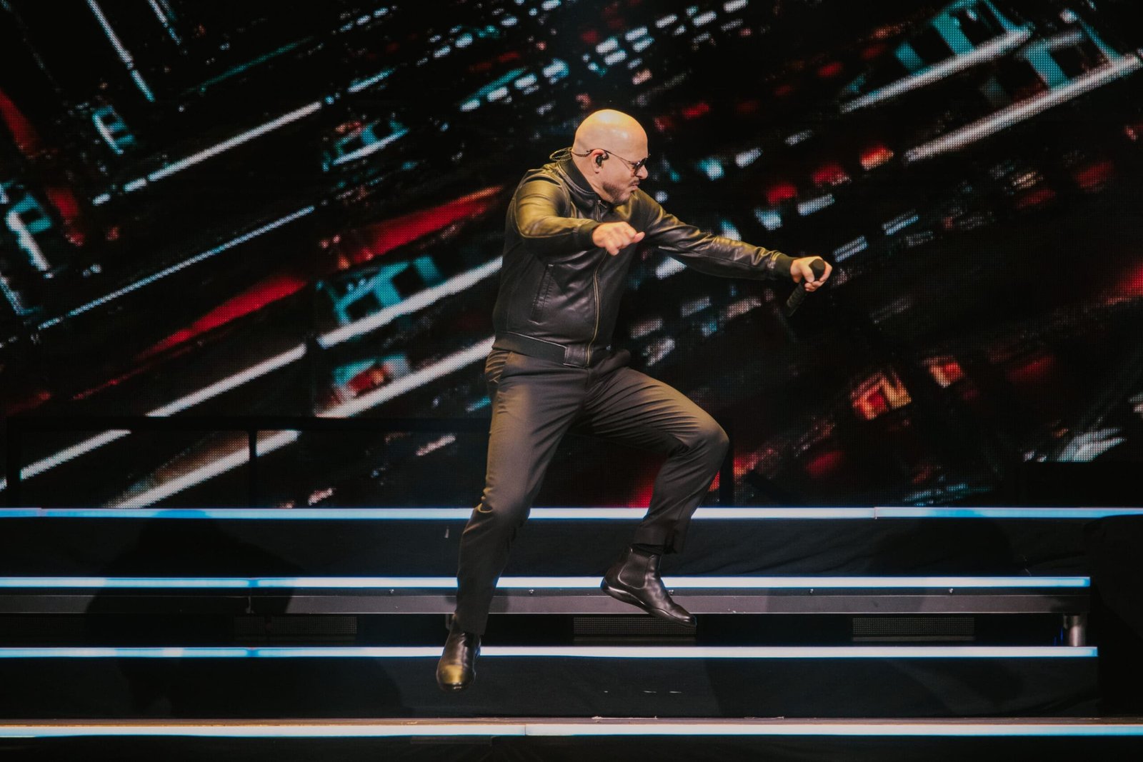 Show Review: Pitbull is back like he never left with sold out AZ ...